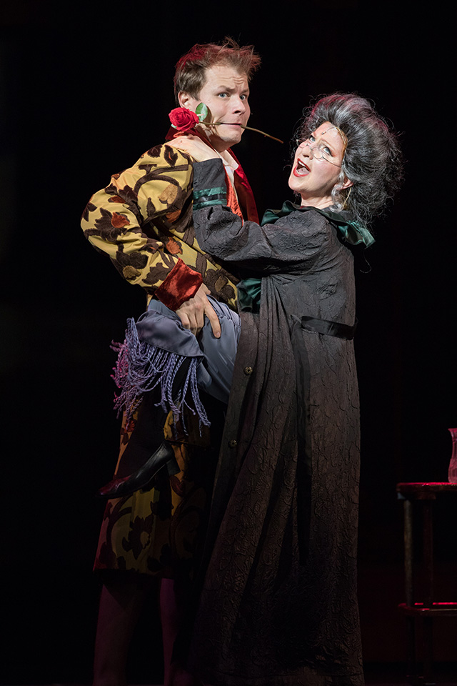 Legenda_jmenem_Holmes_Hudebni_Divadlo_Karlin_Foto_David_Kraus_HdK ...