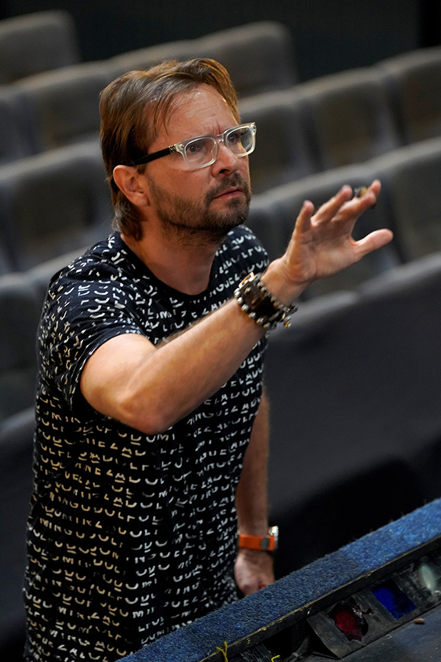 Voda_nad_vodou_Foto_Richard_Kocourek_Divadlo_Kalich_Musical_cz_DSC7687 ...